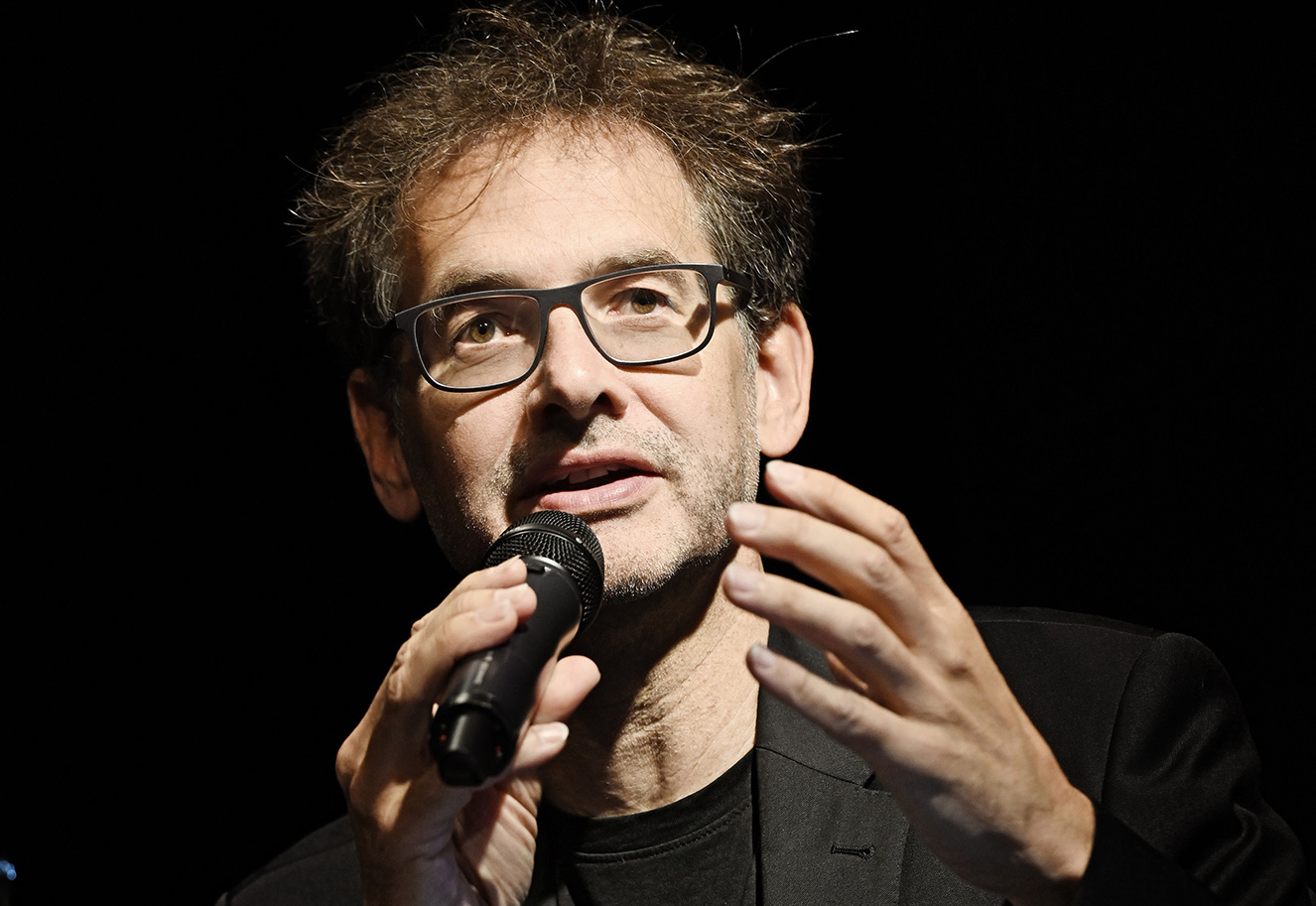 Markus Müller bleibt bis 2031 Intendant am Staatstheater Mainz ...